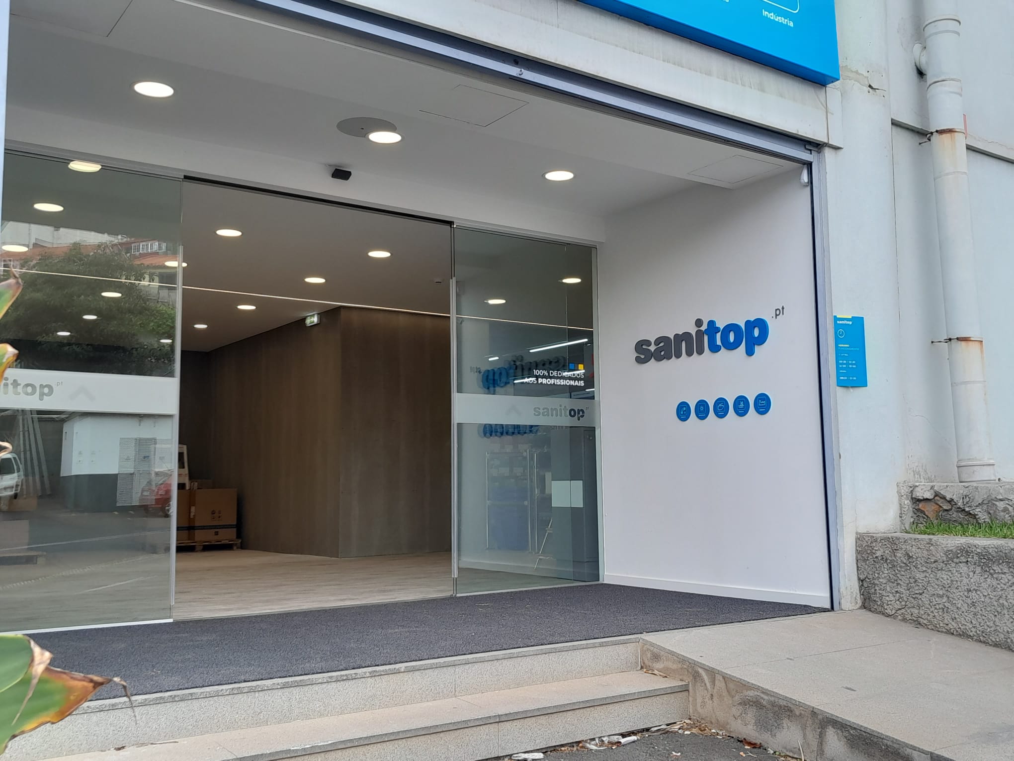 Sanitop abre a sua 21ª loja em Portugal na Madeira | Rádio Alto Minho