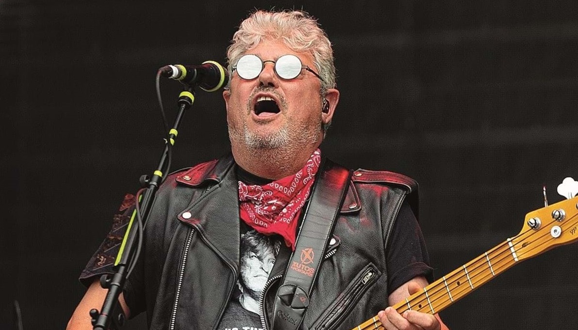 Tim dos Xutos e Pontapés sobe ao palco com 120 artistas em Arcos de ...