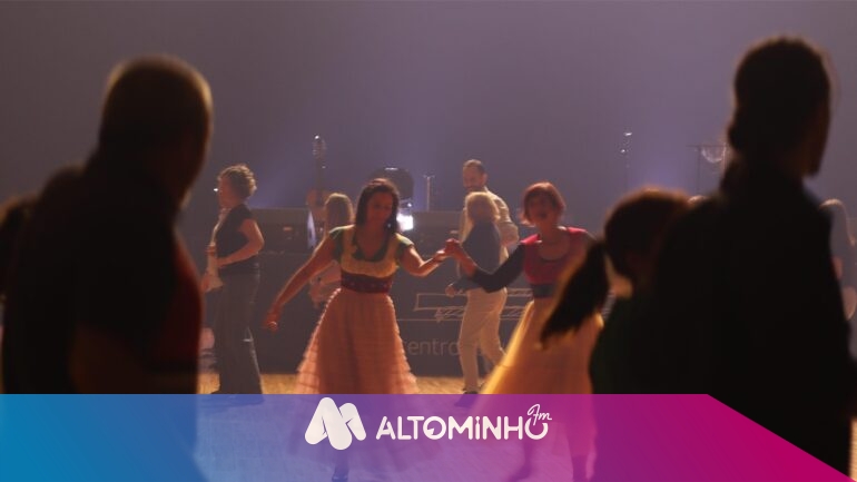 Baile FOLK pôs o Centro Cultural de Viana a dançar | Rádio Alto Minho